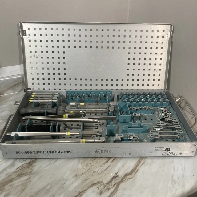 DANEK TSRH CROSSLINK Spinalchirurgisches Instrument Kit (Lam-2451) EUR ...