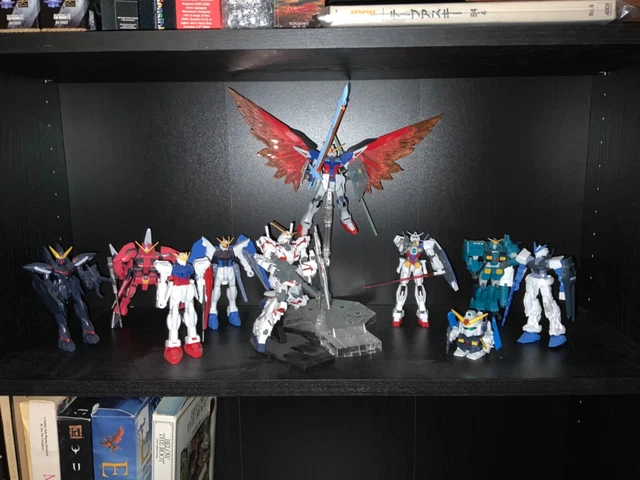 LOT OF 10 assembled Gunpla model kits + 2 stands - Gundam Japan EUR 12 ...