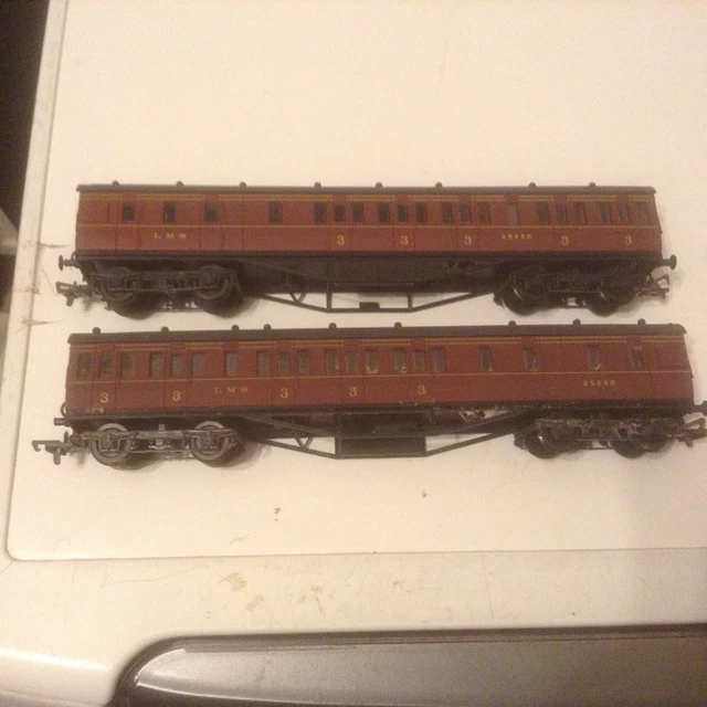 2X AIRFIX OO LMS Suburban Brake 3rd Coach M25250 no box £12.00 ...