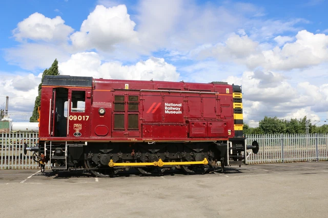 RAILWAY PHOTO 12X8 (A4) British Railways Class 09 shunter at the NRM ...