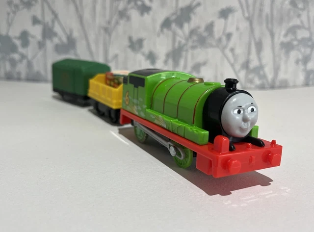 THOMAS & FRIENDS Speed and Spark Percy Trackmaster Revolution Train £9. ...