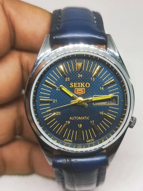 VINTAGE SEIKO 5 Automatic Day Date Blue Color Dial Japan Made Running ...