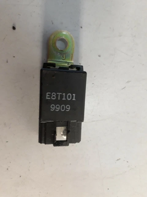 MITSUBISHI SPACE RUNNER ´00 6N_W 2.4 GDI Relais E8T101 EUR 10,48 ...