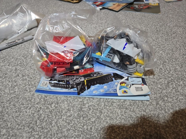 LEGO CITY SNOW Groomer Building Set 60222 Complete With Figures ...