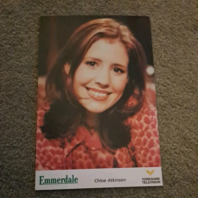 EMMERDALE CHLOE ATKINSON photo-card £1.17 - PicClick UK
