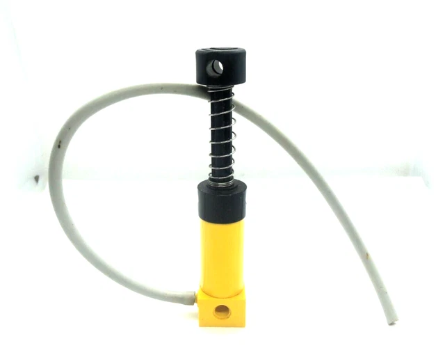 LEGO TECHNIC PNEUMATIC Piston Pump Yellow 2797 W/Hose £9.40 - PicClick UK
