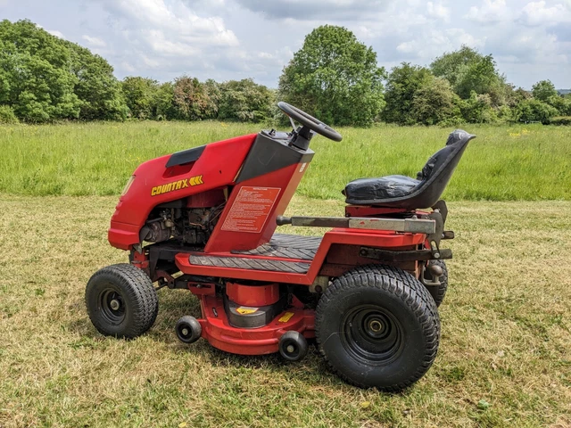 COUNTAX K12.5 RIDE On Mower Lawn Tractor with 36" cutting deck £150.00 ...