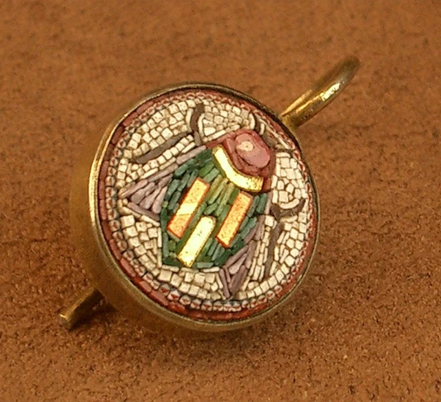 SUPERBE MICRO MOSAÏQUE ancienne XIXe décor d'insecte, une boucle d ...