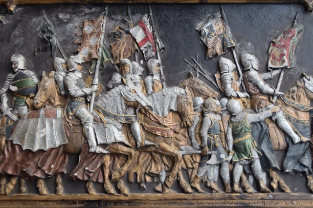 VINTAGE MARCUS DESIGNS Medieval Handmade England Wall Plaque Agincourt ...