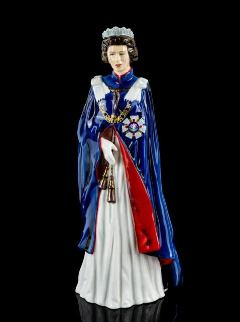 ROYAL DOULTON 'HM Queen Elizabeth Ii' Limited Edition Figure Hn2878 £ ...
