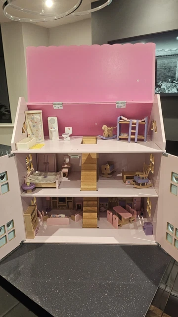 WOODEN DOLLS HOUSE With Furniture And Dolls, Good Condition £1.16 ...