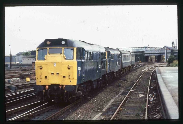 35MM SLIDE BR British Rail Diesel Loco Class 31 31257 459 derby 7 1988 ...