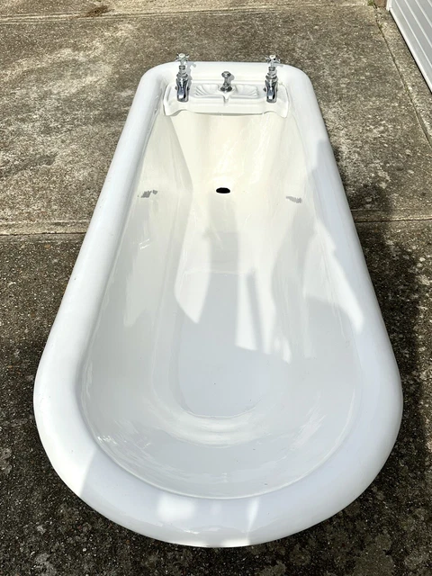 ANTIQUE CAST IRON Bath Bathtub Scroll Feet Re-enamelled £250.00 ...