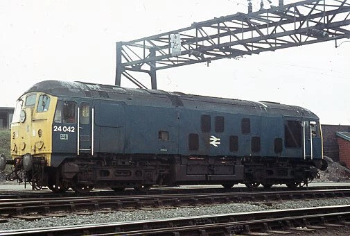 ORIGINAL COLOUR SLIDE of 24042 BR class 24 diesel loco £5.91 - PicClick UK