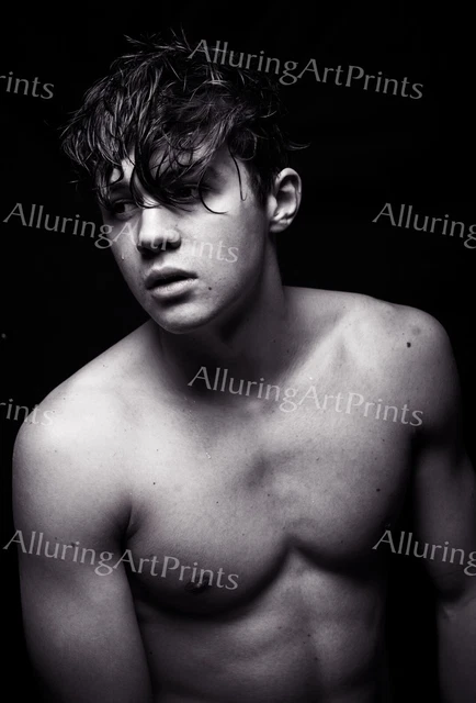 MALE MODEL PRINT Beefcake Handsome Shirtless Muscular Slender College ...