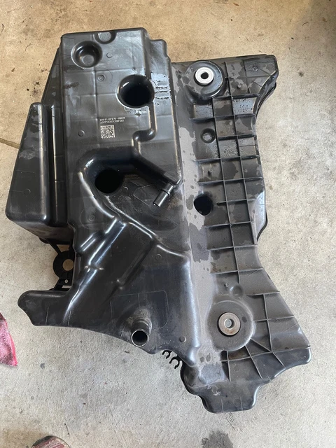 MERCEDES W213 E220 Diesel Ad Blue Tank And Pump * 2016 On * A2134709301 ...