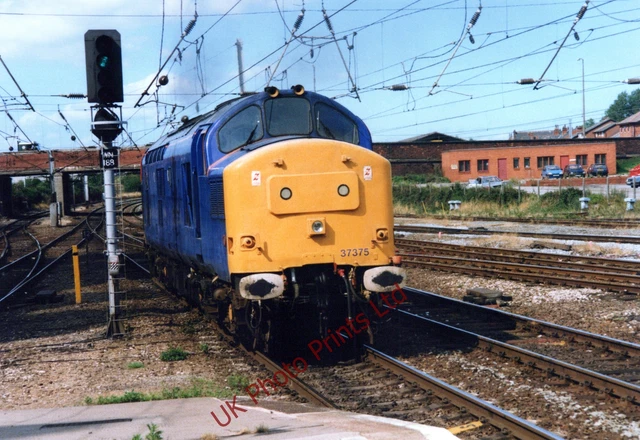 RAILWAY PHOTO 6X4 Class 37 37375 Light Engine Warrington 11/8/1997 £1. ...