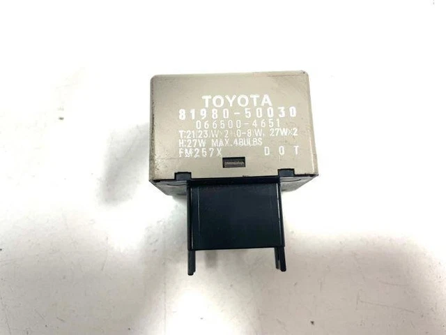 TOYOTA LAND CRUISER 120 J12 8198050030 0665004651 020100 Relais 2.98 ...