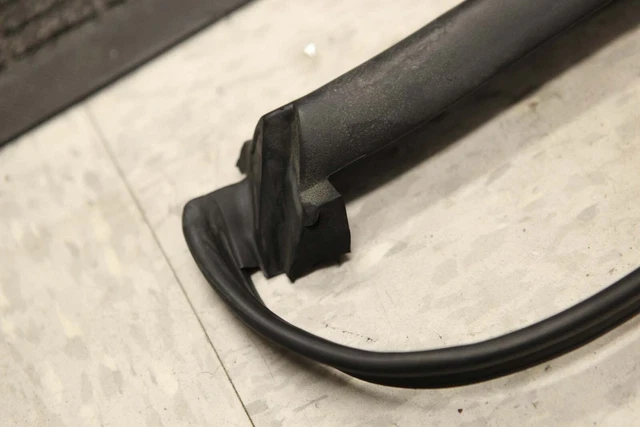 PORSCHE 911 993 Convertible Top Roof Frame Seal / Weatherstrip 993.561 ...