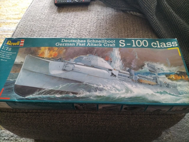 REVELL GERMAN FAST Attack Craft S100 Class 1/72 Model Kit Box Wear ...