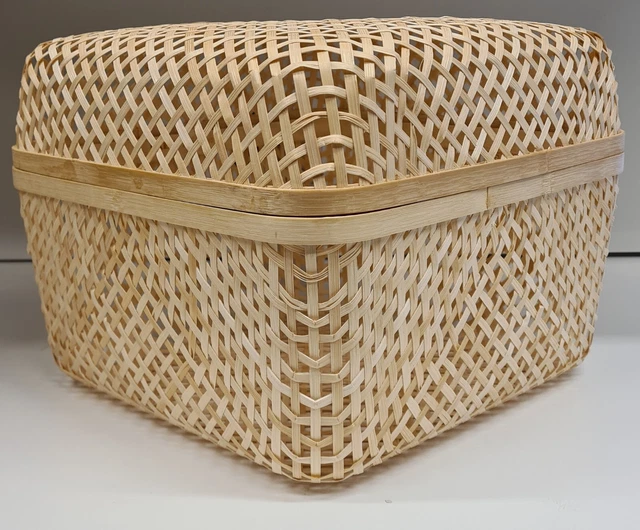 IKEA SMARRA KORB Box mit Deckel rattan natur Aufbewahrung 30x30x23 ...