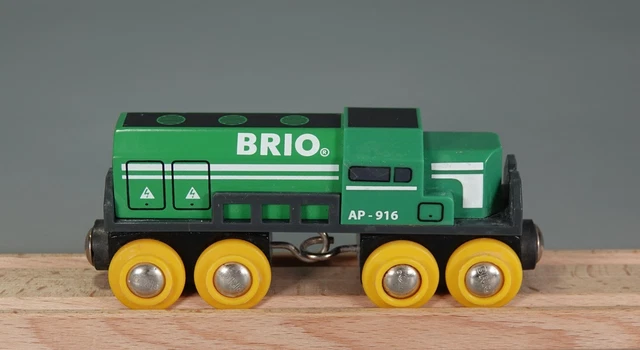 BRIO 33693 FREIGHT LOCOMOTIVE Cargo Diesel Engine Train for Wooden ...
