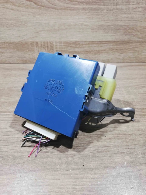 TOYOTA BODY CONTROL Module Junction Box 89618 0f020 mb123800 9021 £30. ...