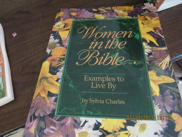 WOMEN IN THE Bible: Examples to Live by £6.59 - PicClick UK