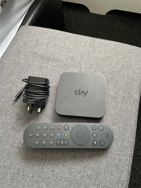 SKY STREAM TV Puck - IP061-ef-ant Includes Remote and Power Cable £32. ...