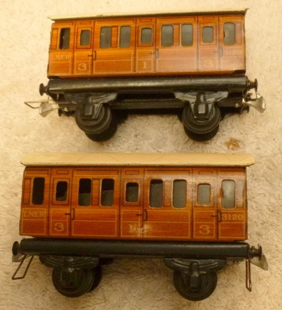 PRE WAR TRIX TTR 4 Wheel Teak Coach 3120 x 2 £12.00 - PicClick UK