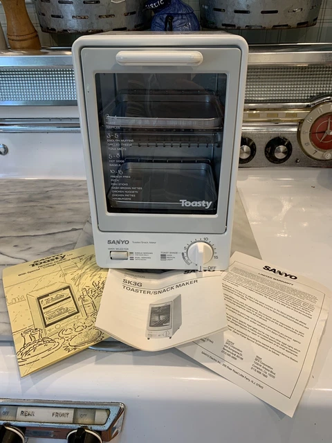 RARE SANYO TOASTY Oven SK3G Space Saving Toaster Snack Maker Near Mint ...