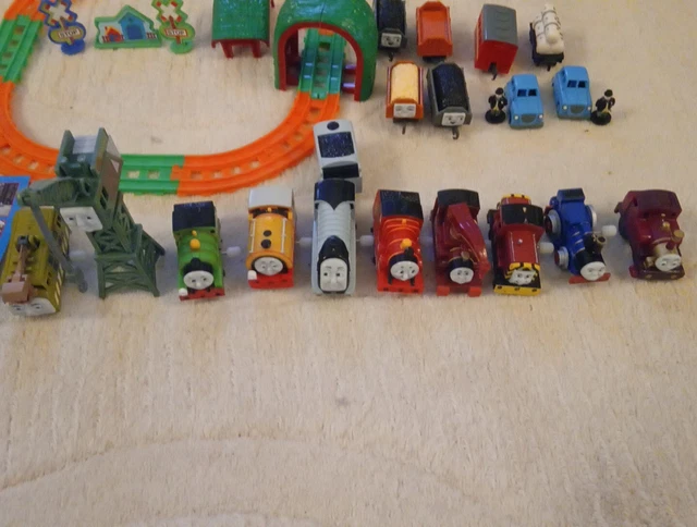 THOMAS AND FRIENDS Wind Up Collection And Gacha Bundle / Joblot £35.00 ...