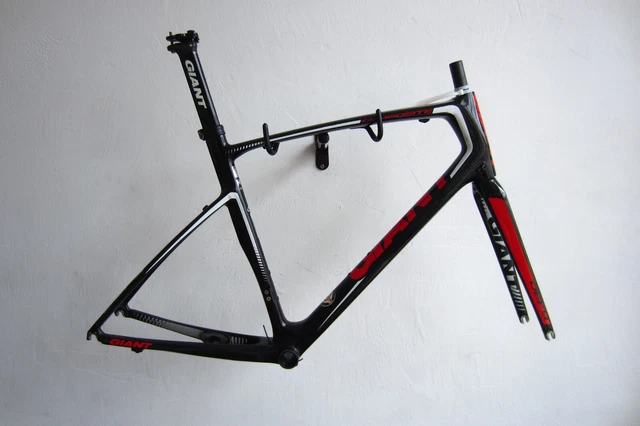 GIANT DEFY 3 Composite Carbon Road Bike Frameset - ML - 2014 - CRACKED ...