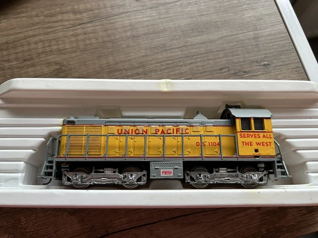 AHM HO SCALE ALCO GE 1000 HP Union Pacific Diesel Locomotive £50.00 ...