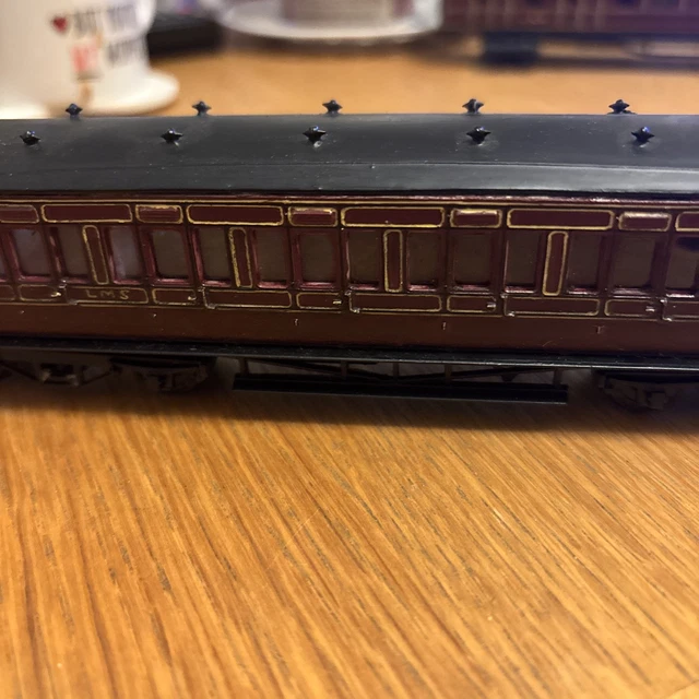 RATIO KIT BUILT OO Gauge Model Railway LMS Coach 5750 £5.49 - PicClick UK