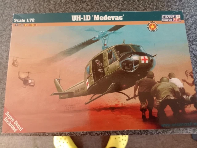MISTERCRAFT 1:72 BELL UH-1D Huey 'Medevac' Helicopter Model Kit £1.75 ...
