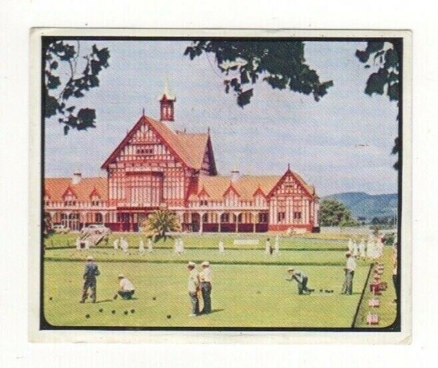SANITARIUM NZ CARD. New Zealand before 1987. Lawn Bowls, Govt Gardens ...