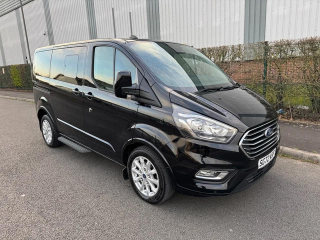 2022 (72) FORD Tourneo Transit Custom Titanium Manual Wheelchair ...