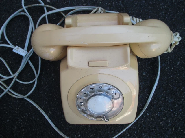 VINTAGE 1981 BT Cream telephone old British Telecom Retro £9.54 ...