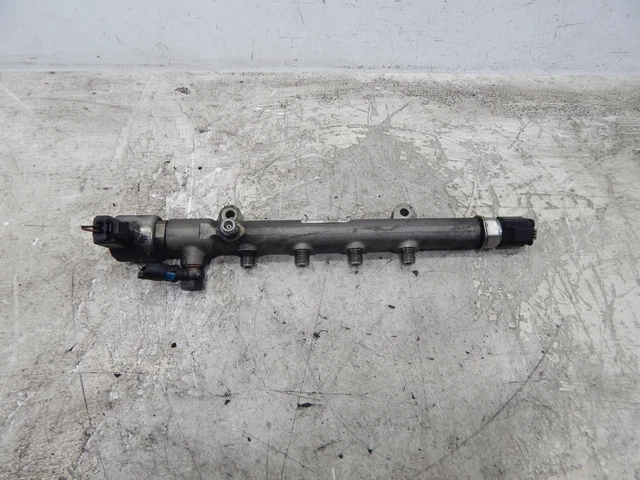MERCEDES SPRINTER MK2 06-16 2.1 Diesel Fuel Injection Rail 0235455226 £ ...