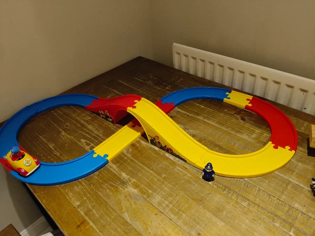 GOLDEN BEAR - Retro Noddy Track & Car £49.99 - PicClick UK
