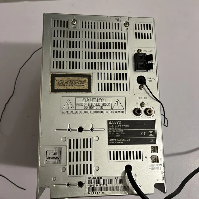 SANYO MICRO COMPACT Disc Digital HI-FI System DC-DA2000. Audio system ...