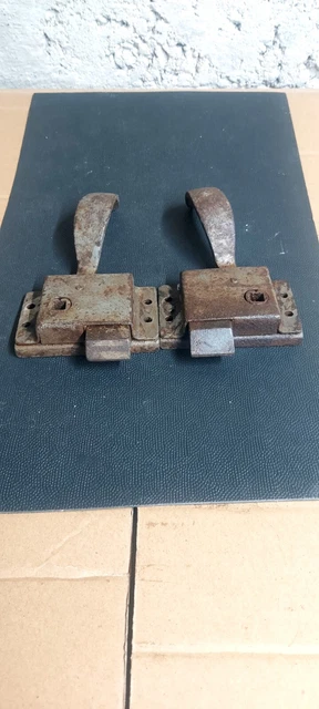 FERGUSON MASSEY FERGUSON Duncan Cab Door Slam Latch Pair £40.00 ...