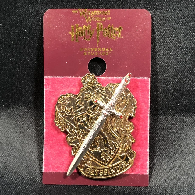 HARRY POTTER GRYFFINDOR Crest & Sword Pin Universal Studios Trading Pin ...