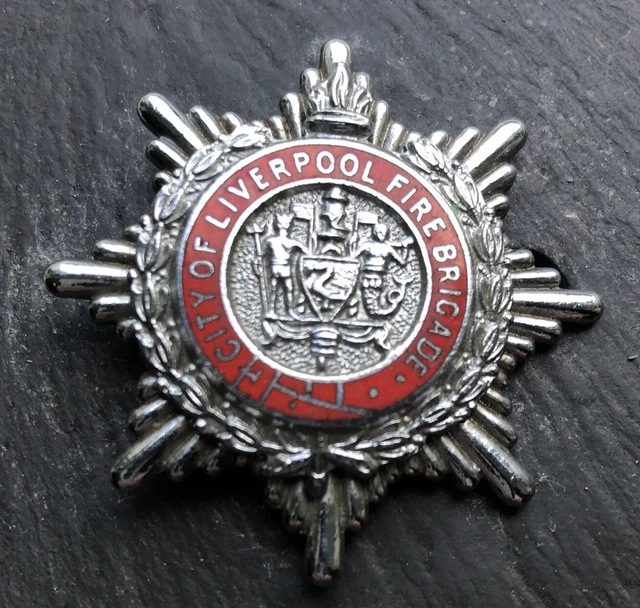 OBSOLETE ORIGINAL CITY OF LIVERPOOL FIRE SERVICE Cap Badge £10.99 ...