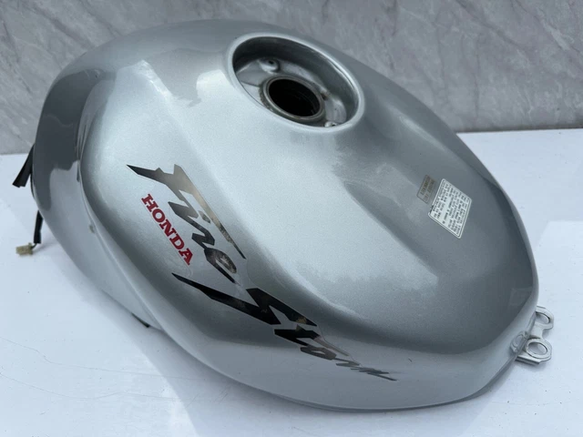 HONDA VTR1000 Vtr 1000 Firestorm 1997-2005 Petrol Fuel Tank + Tap ...