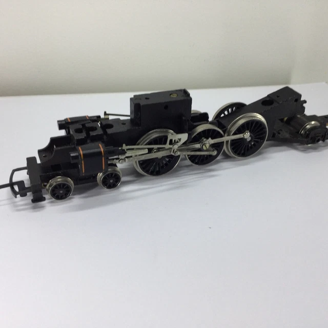 HORNBY R063 BRITANNIA Rolling Chassis 4-6-2 No. 70000 - 00 Gauge (#413 ...