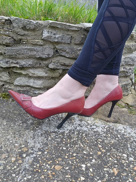 NEW LOOK RED Buckle Detail Court Shoes Worn Loved Size 6 £15.99 ...