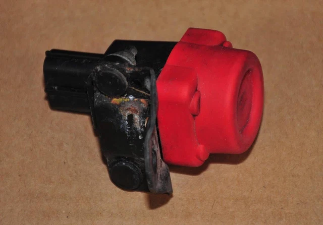 LAND ROVER FREELANDER remote fuel pump inertia cut off switch WQT100080 ...