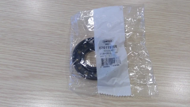 JOINT À LÈVRES Différentiel Arrière Droite Renault R19 R21 07011906B D. EUR 8,00 - PicClick FR